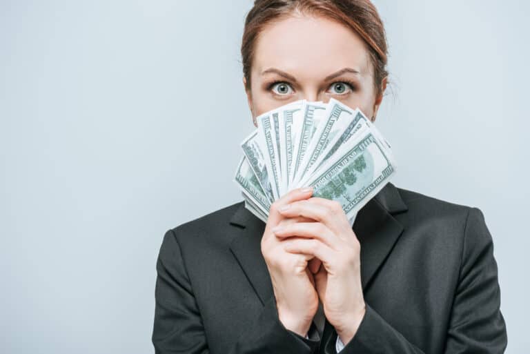 11 Best Money Habits To Start Building Today