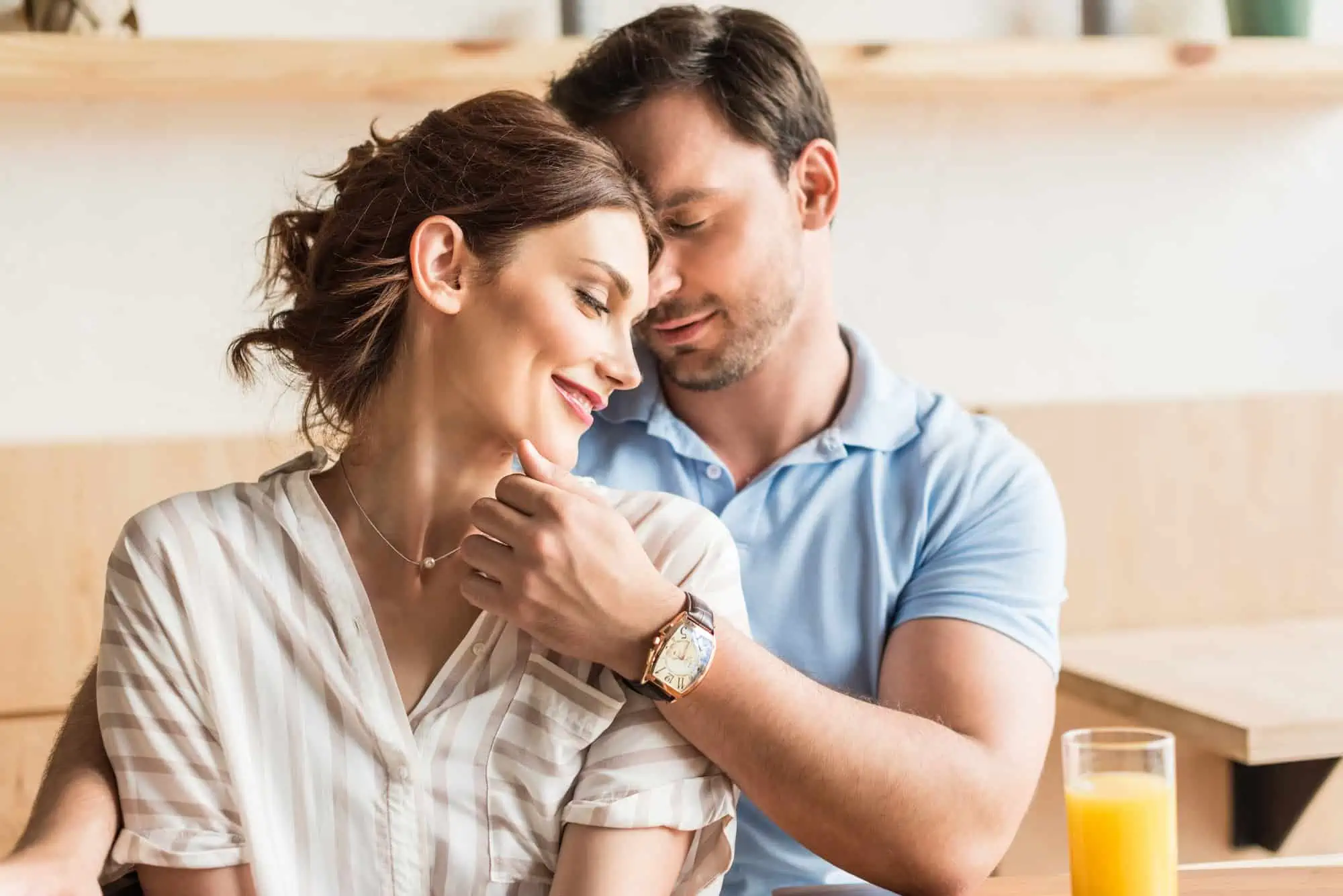 12 Old-School Dating Habits We Should Bring Back