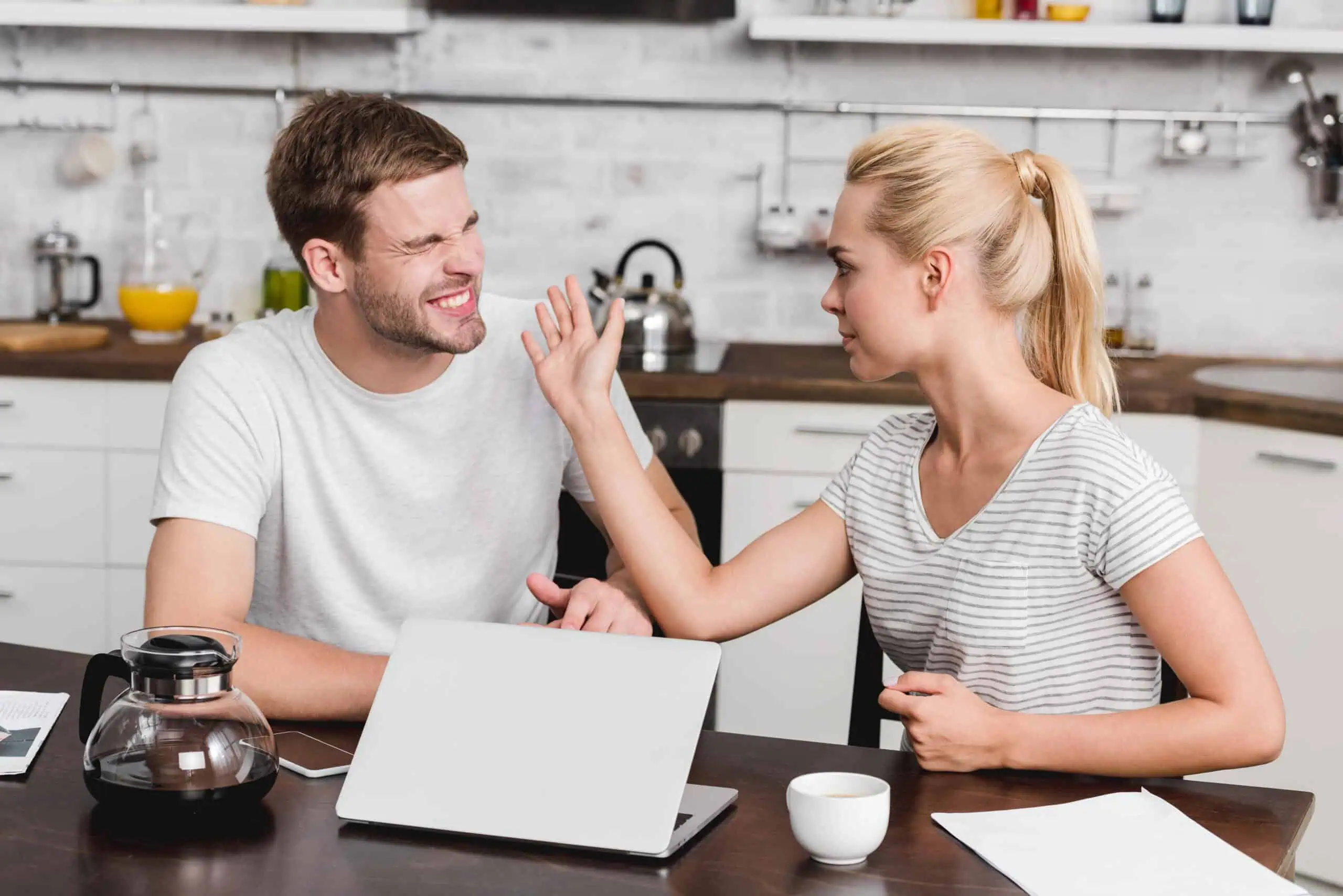 10 Ways You're Accidentally Being Rude, According to Etiquette Experts