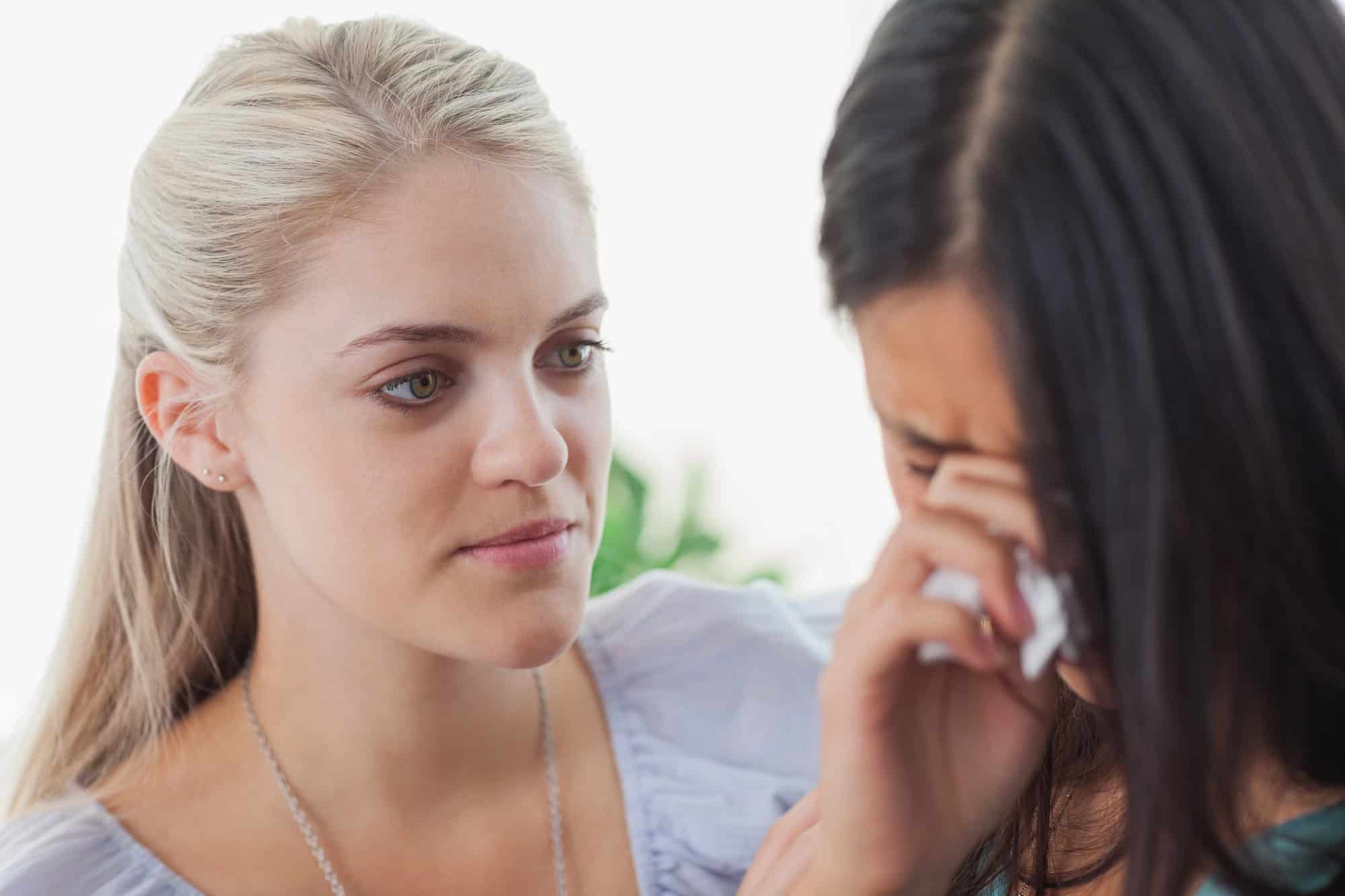 10 Early Warning Signs That Someone Isn’t Your True Friend